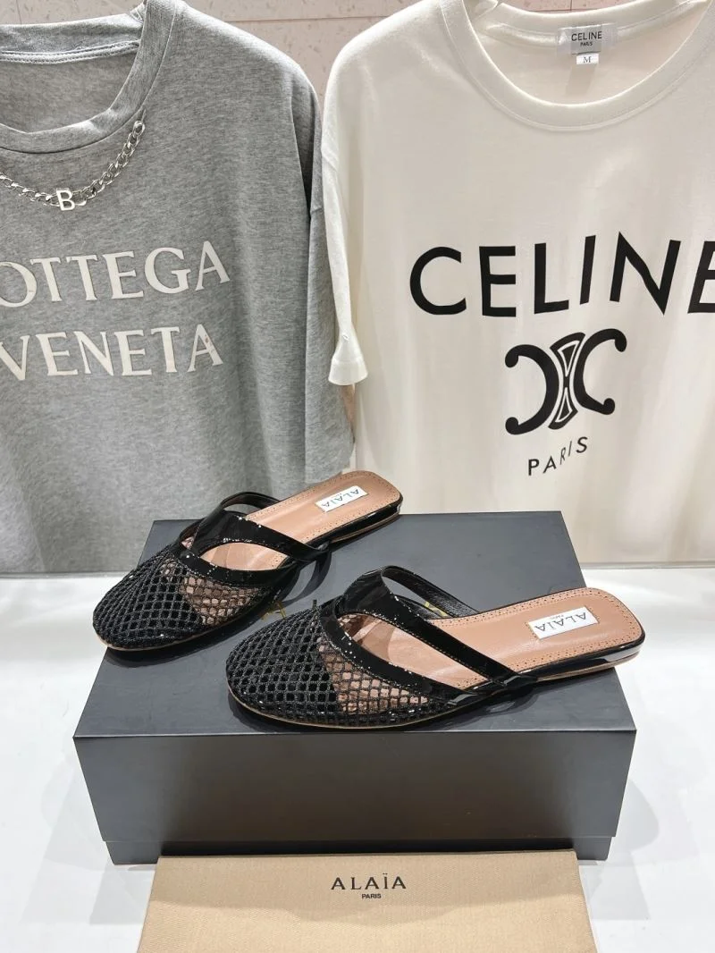 Top match Alaia Sandals