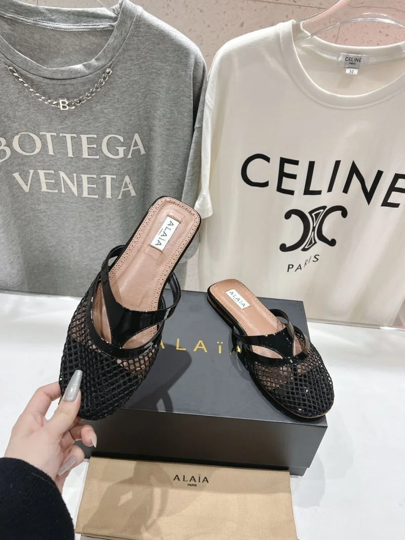 Top match Alaia Sandals