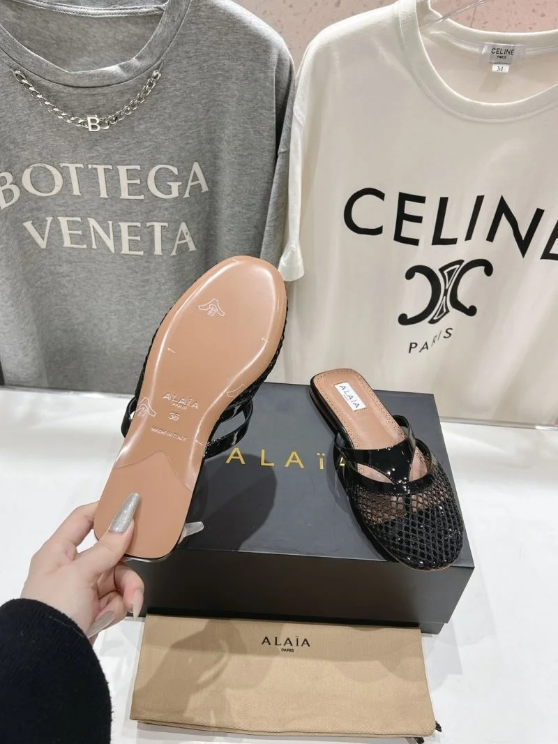 Top match Alaia Sandals