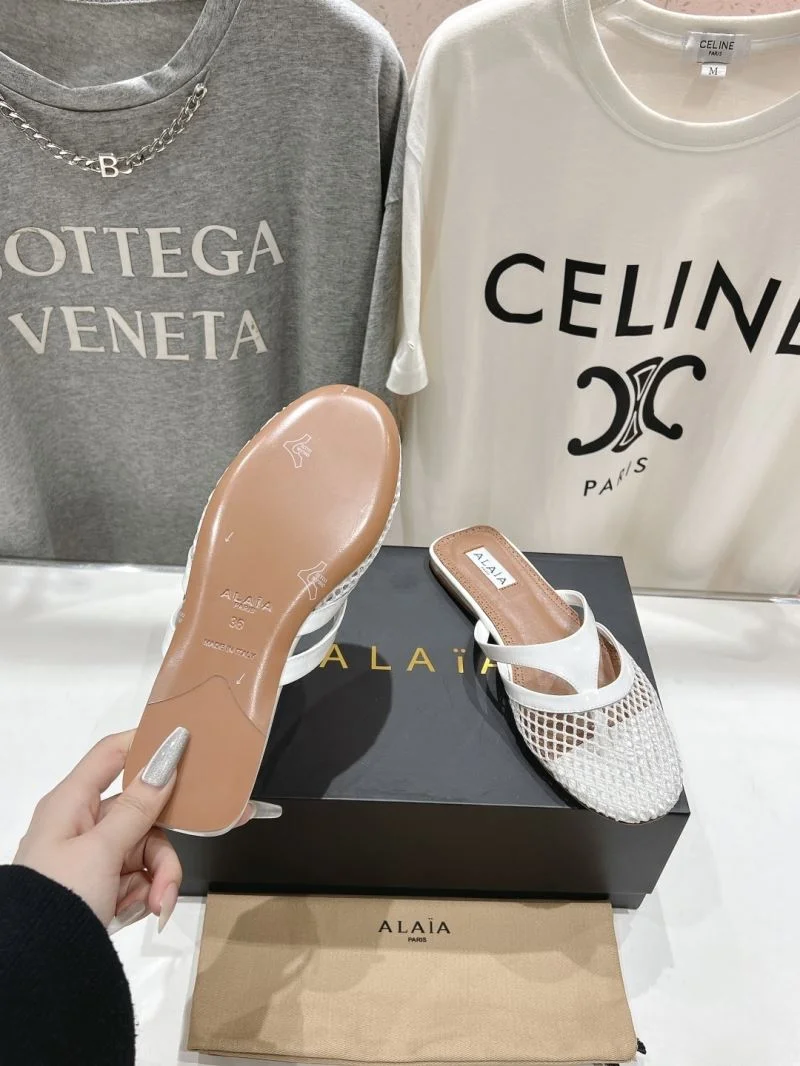 Top match Alaia Sandals