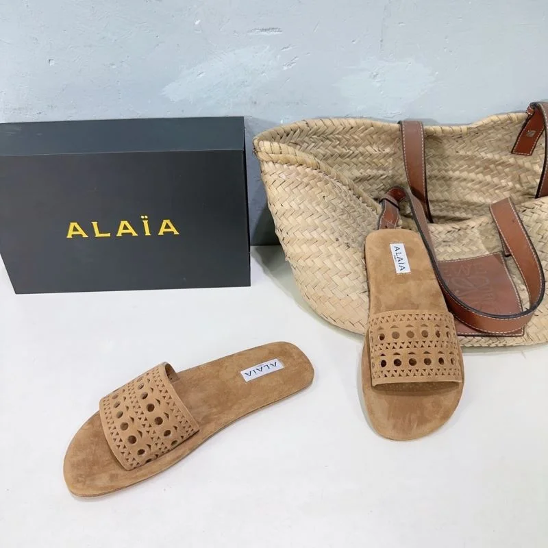 Precise copy Alaia Sandals