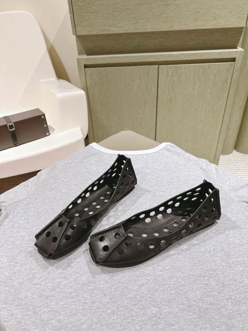 Budget-friendly Alaia Sandals