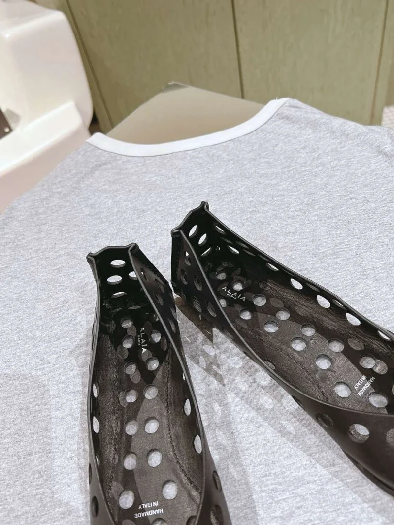 Budget-friendly Alaia Sandals
