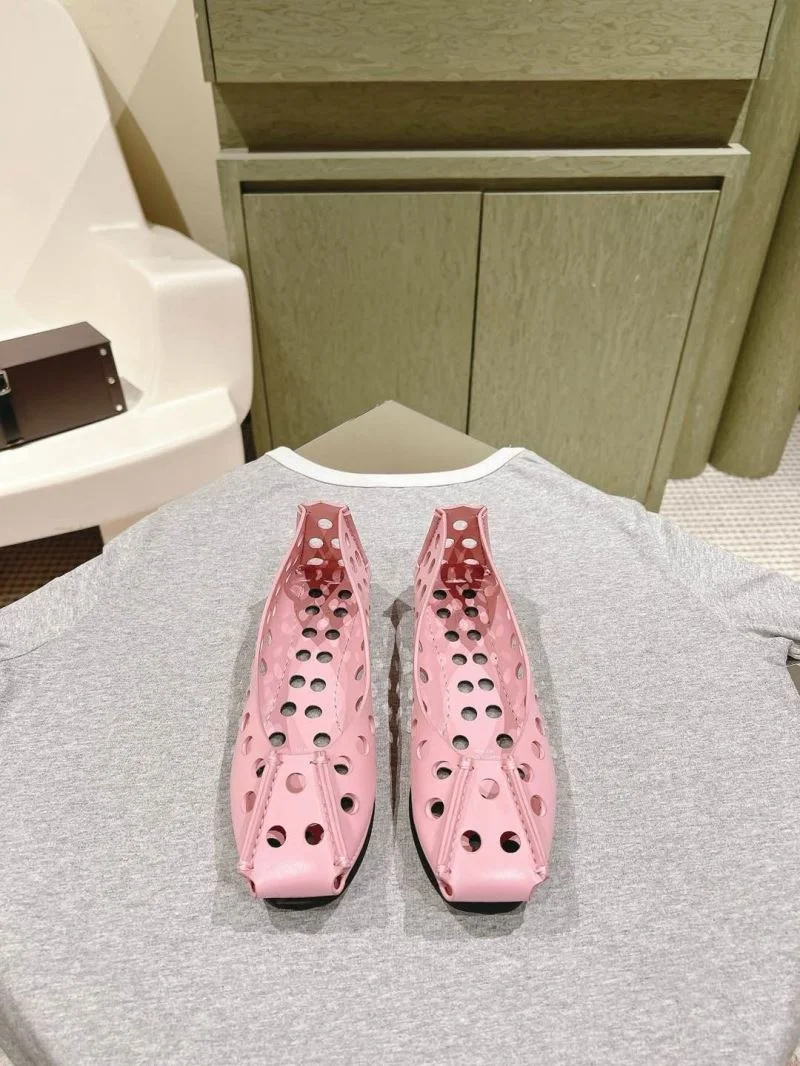 Alaia Sandals