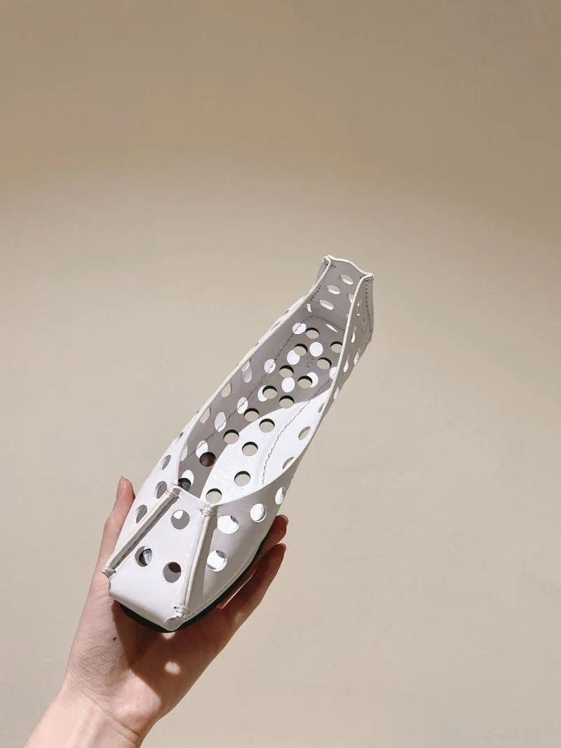 Bargain Alaia Sandals