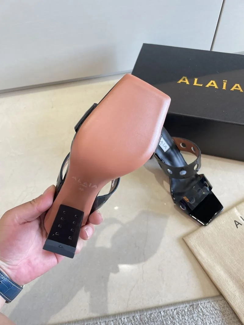 Accurate model Alaia Sandals