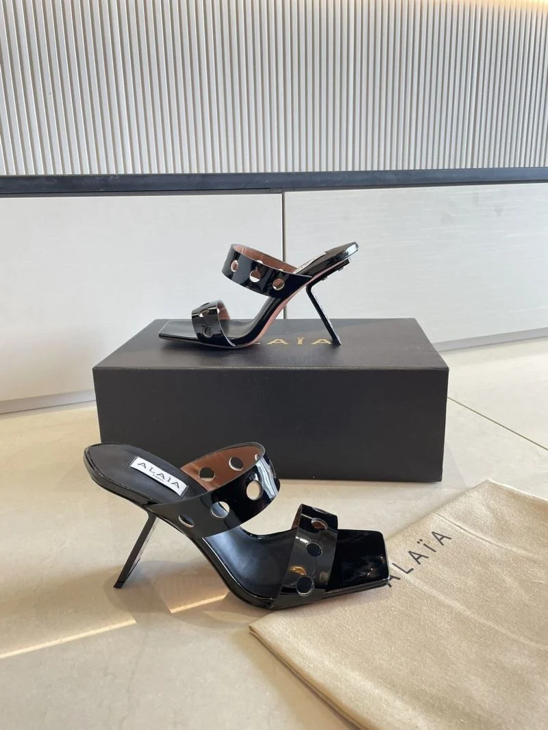 Accurate model Alaia Sandals