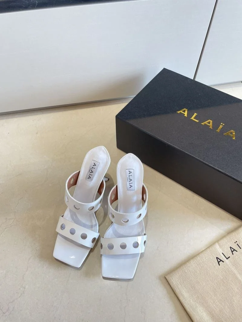 Precise copy Alaia Sandals