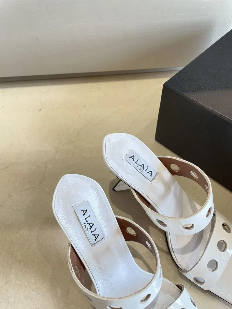 Precise copy Alaia Sandals