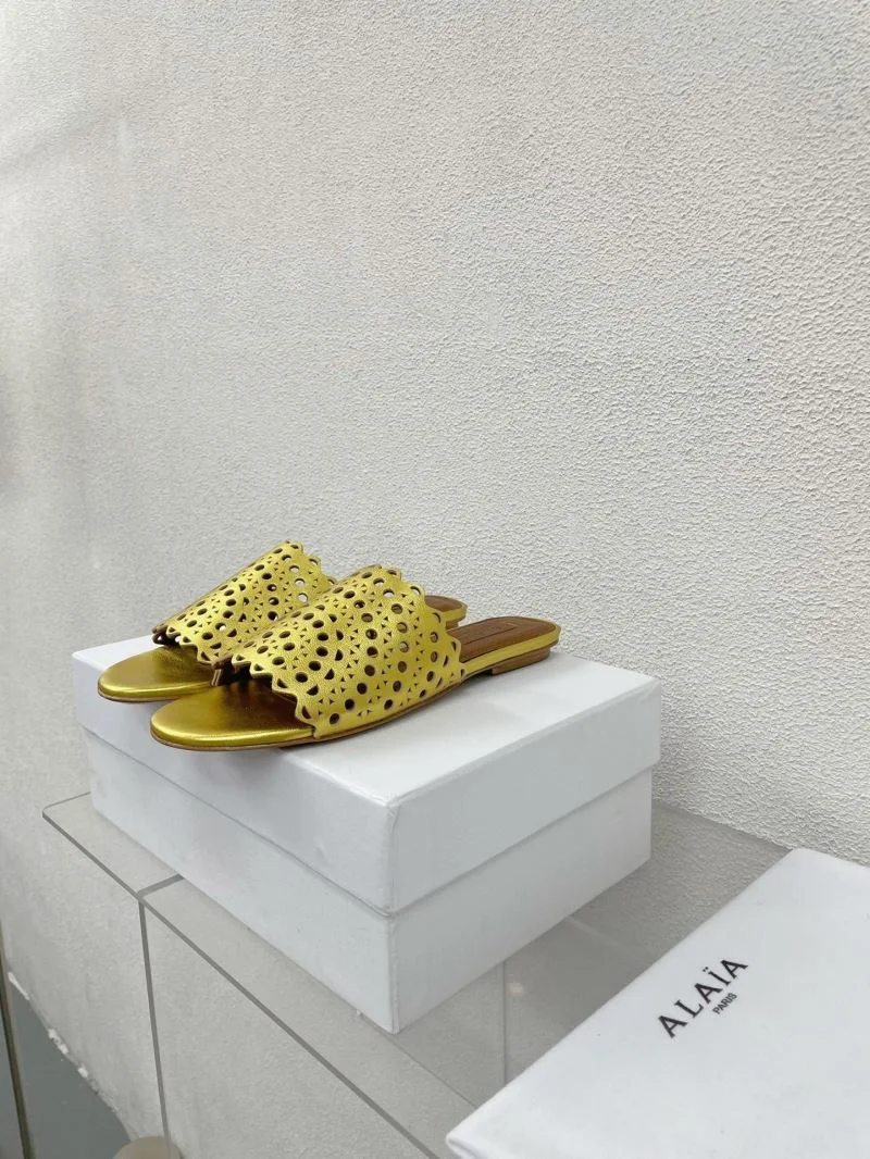 Exact replica Alaia Sandals