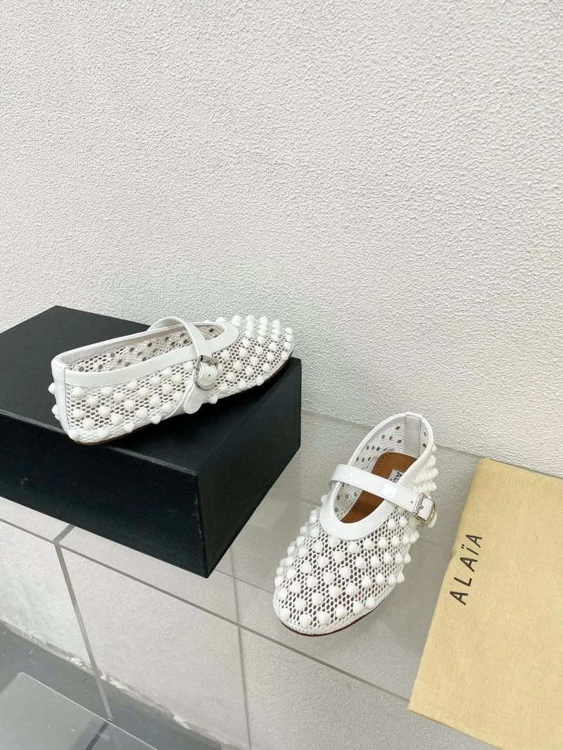 Precise copy Alaia Sandals