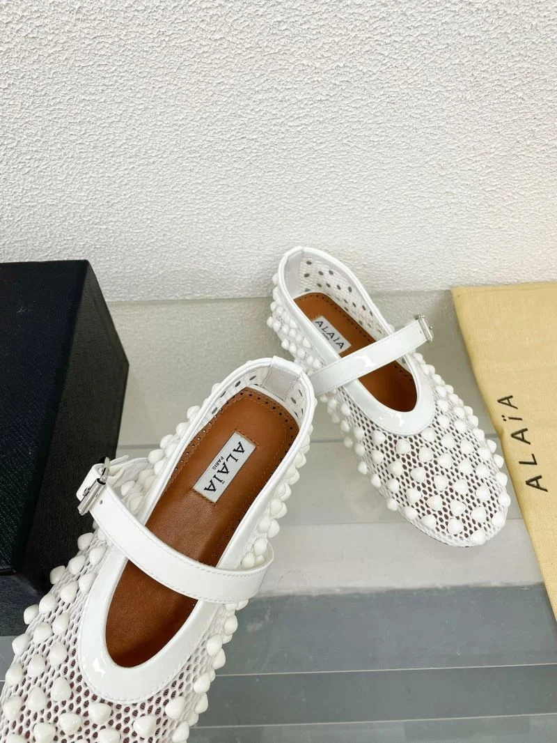 Precise copy Alaia Sandals