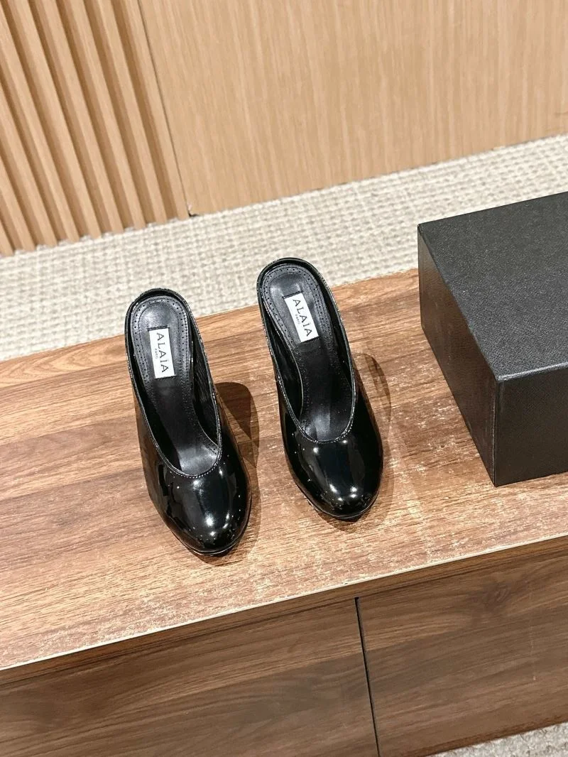Alaia Sandals
