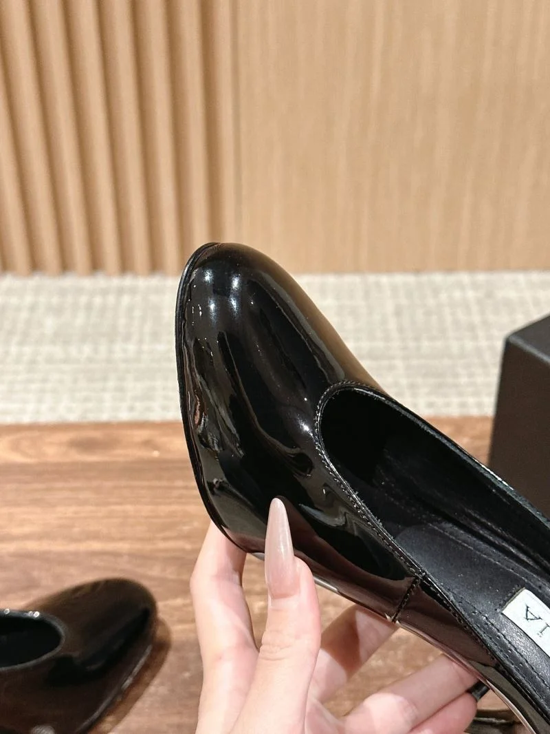 Bargain Alaia Sandals