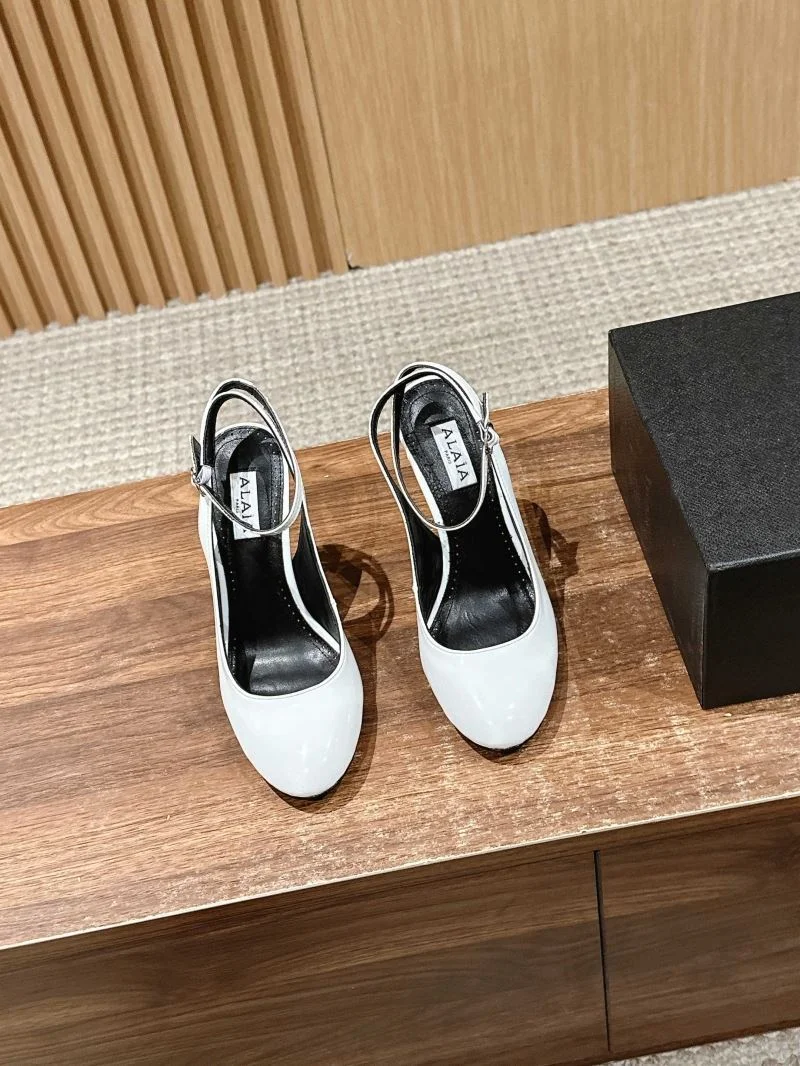 Alaia Sandals