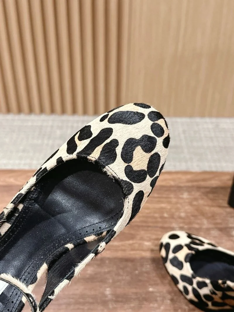 Affordable Alaia Sandals