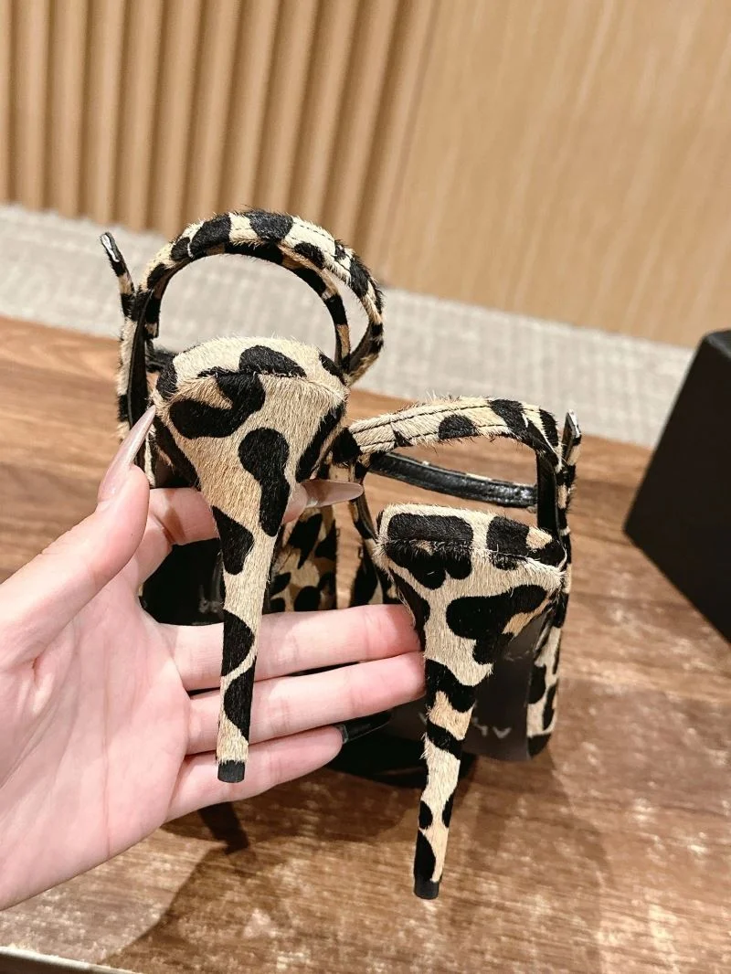 Affordable Alaia Sandals