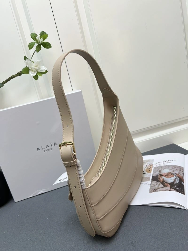 Exact replica Alaia Satchel Bags