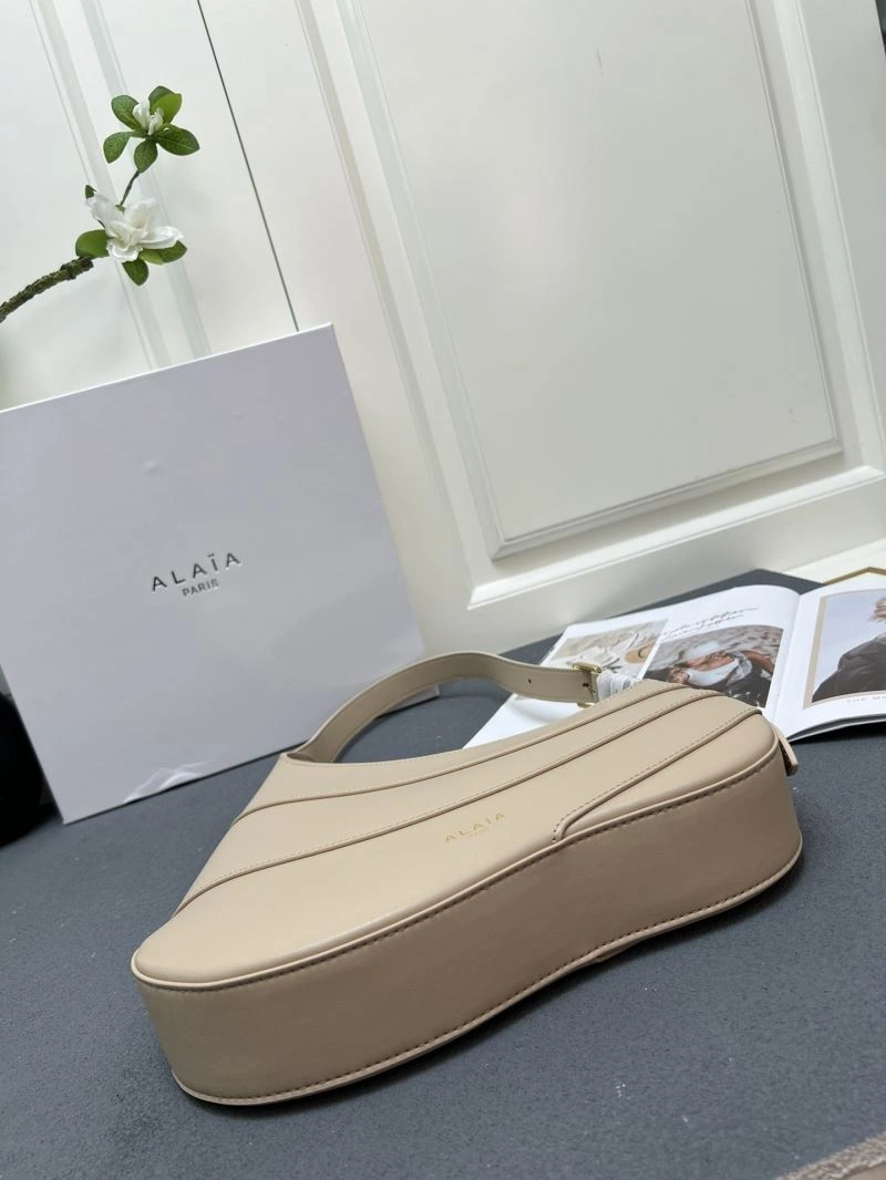 Exact replica Alaia Satchel Bags