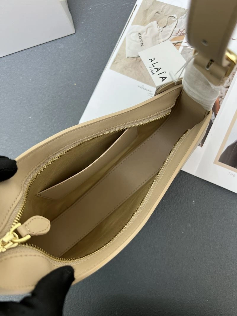 Exact replica Alaia Satchel Bags
