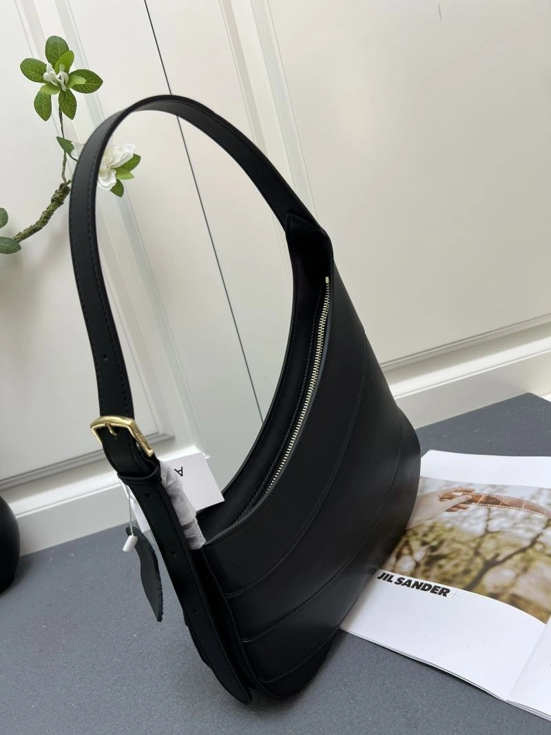 Factory-made Alaia Satchel Bags