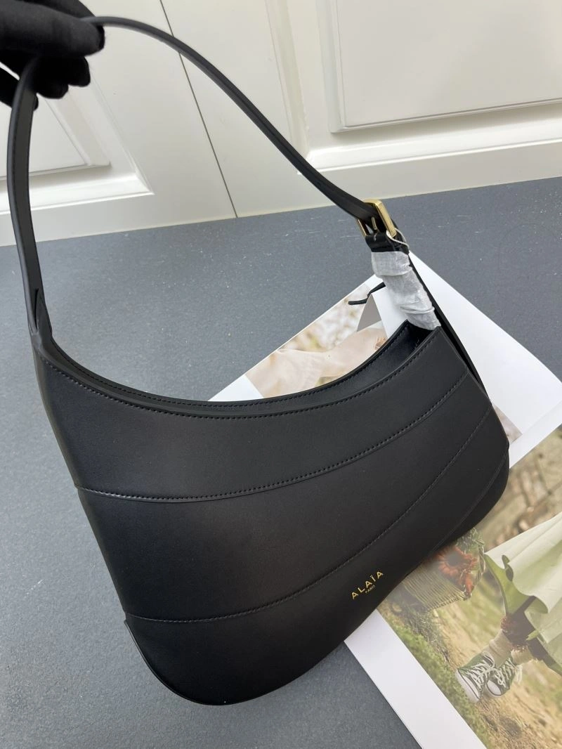 Factory-made Alaia Satchel Bags