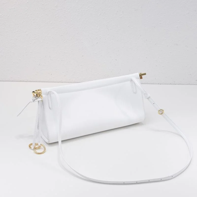 Accurate model Alaia Satchel Bags