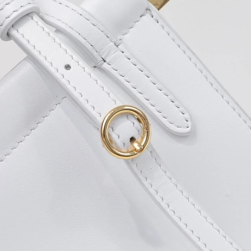 Accurate model Alaia Satchel Bags