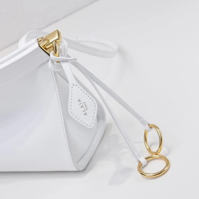 Accurate model Alaia Satchel Bags