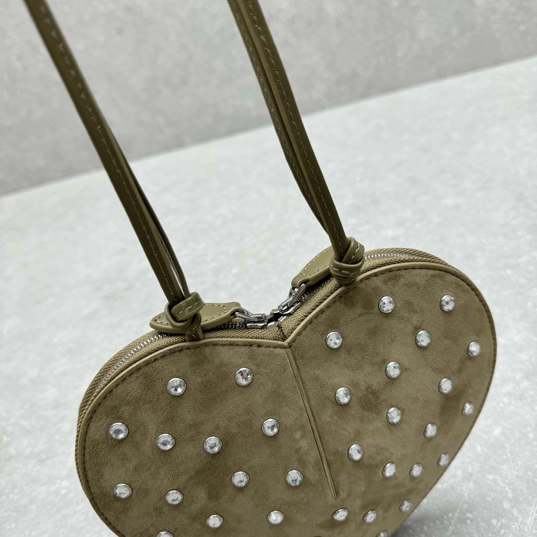 Affordable Alaia Satchel Bags