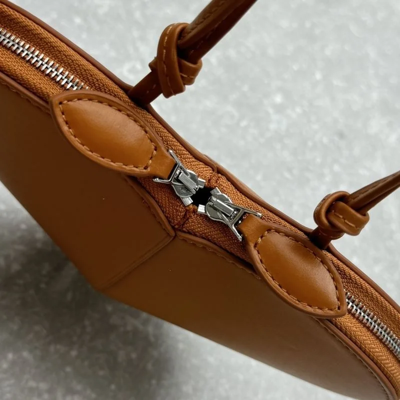 Brand-original Alaia Satchel Bags