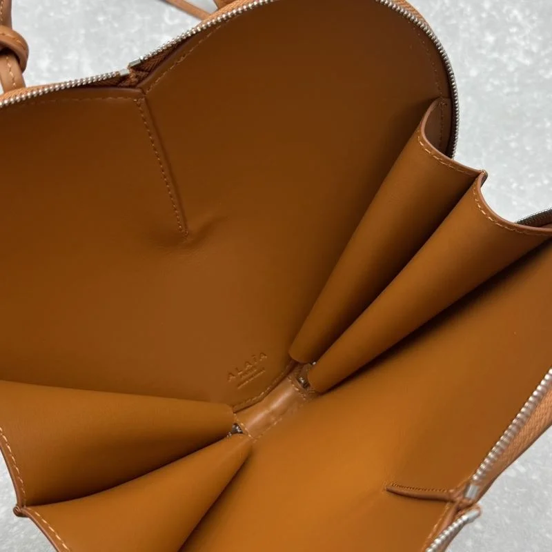 Brand-original Alaia Satchel Bags