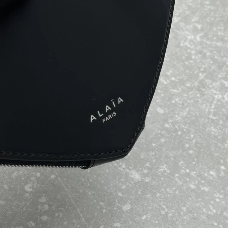 Factory-made Alaia Satchel Bags