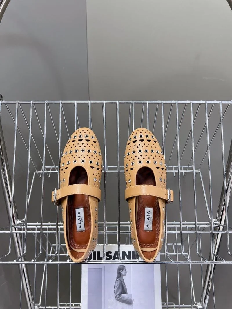 Top mirror Alaia Shoes