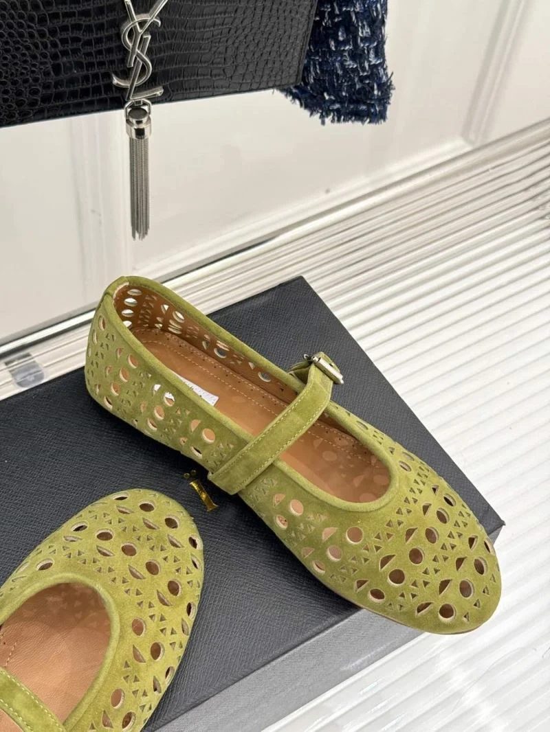Mirror quality Alaia Shoes