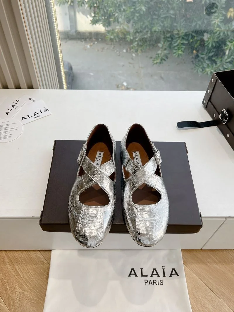 Precise copy Alaia Shoes