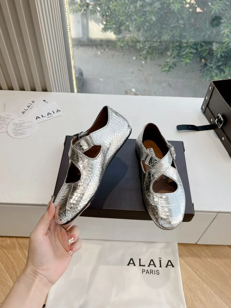 Precise copy Alaia Shoes
