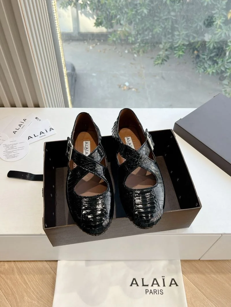 Top mirror Alaia Shoes