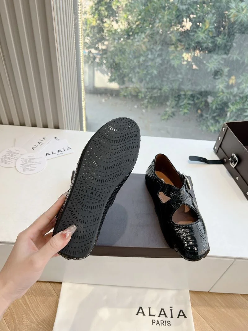 Top mirror Alaia Shoes