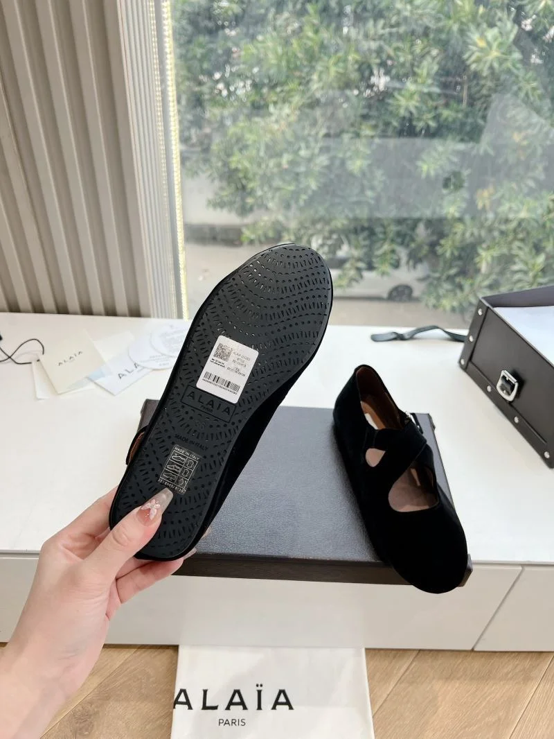 Brand-original Alaia Shoes