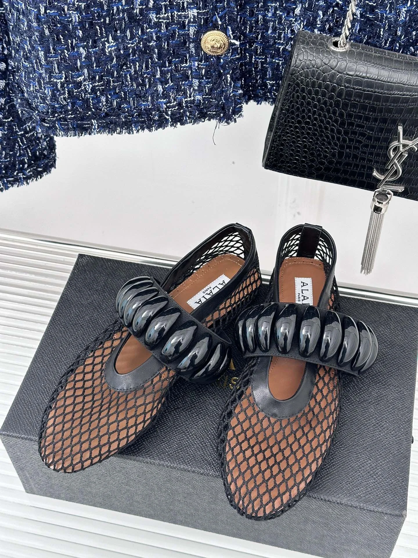 Accurate model Alaia Shoes