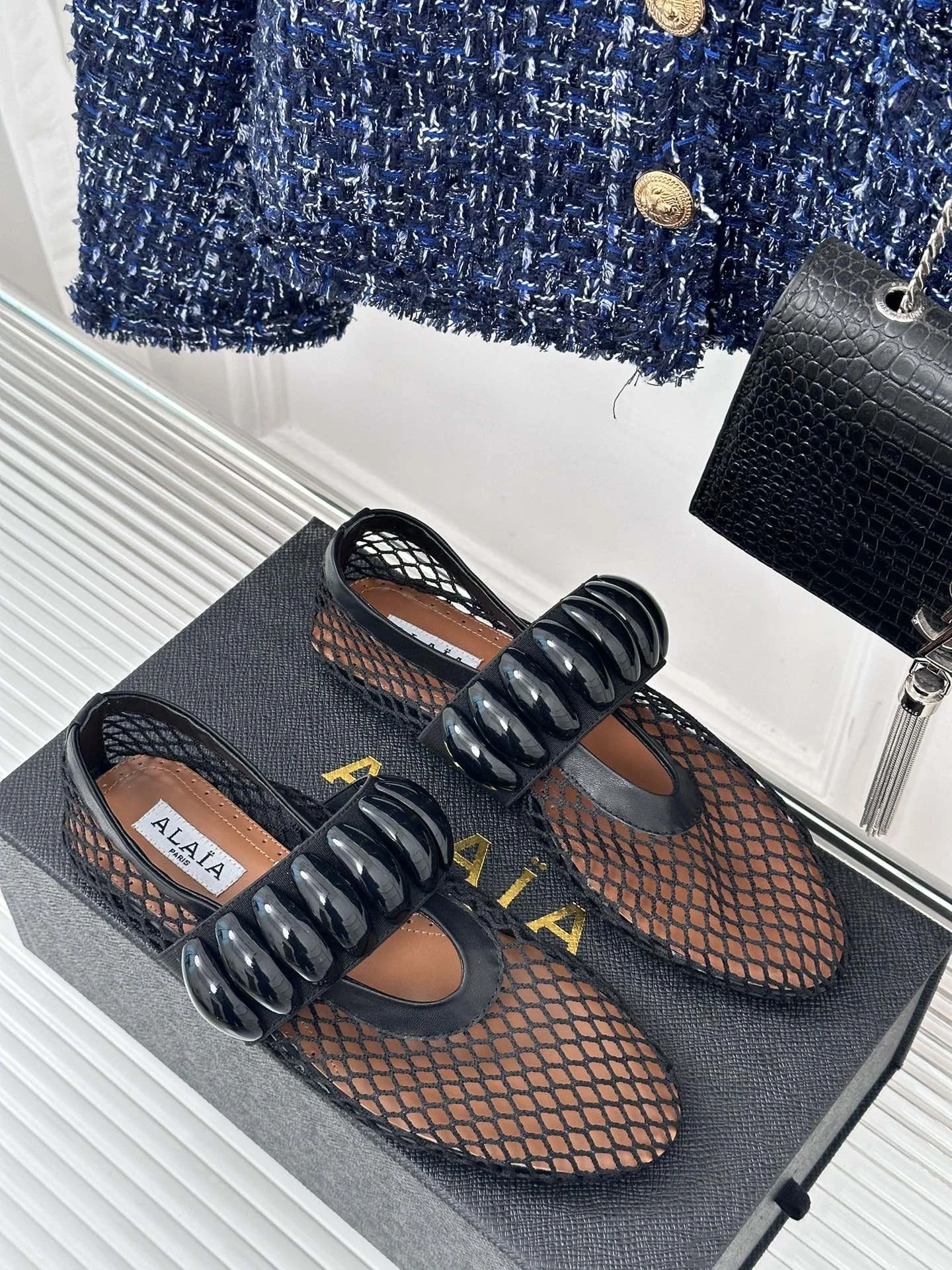 Accurate model Alaia Shoes