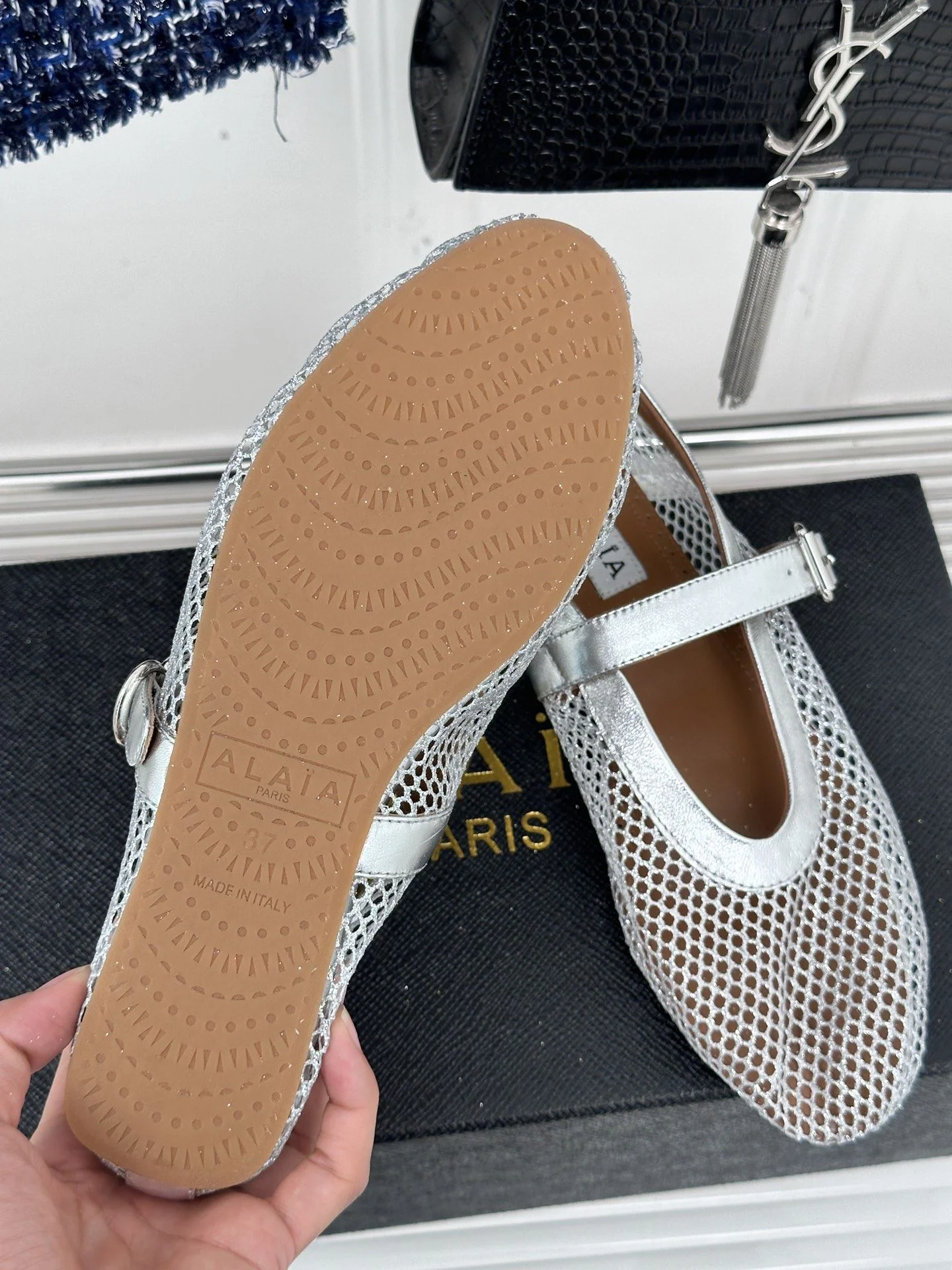 Inexpensive Alaia Shoes