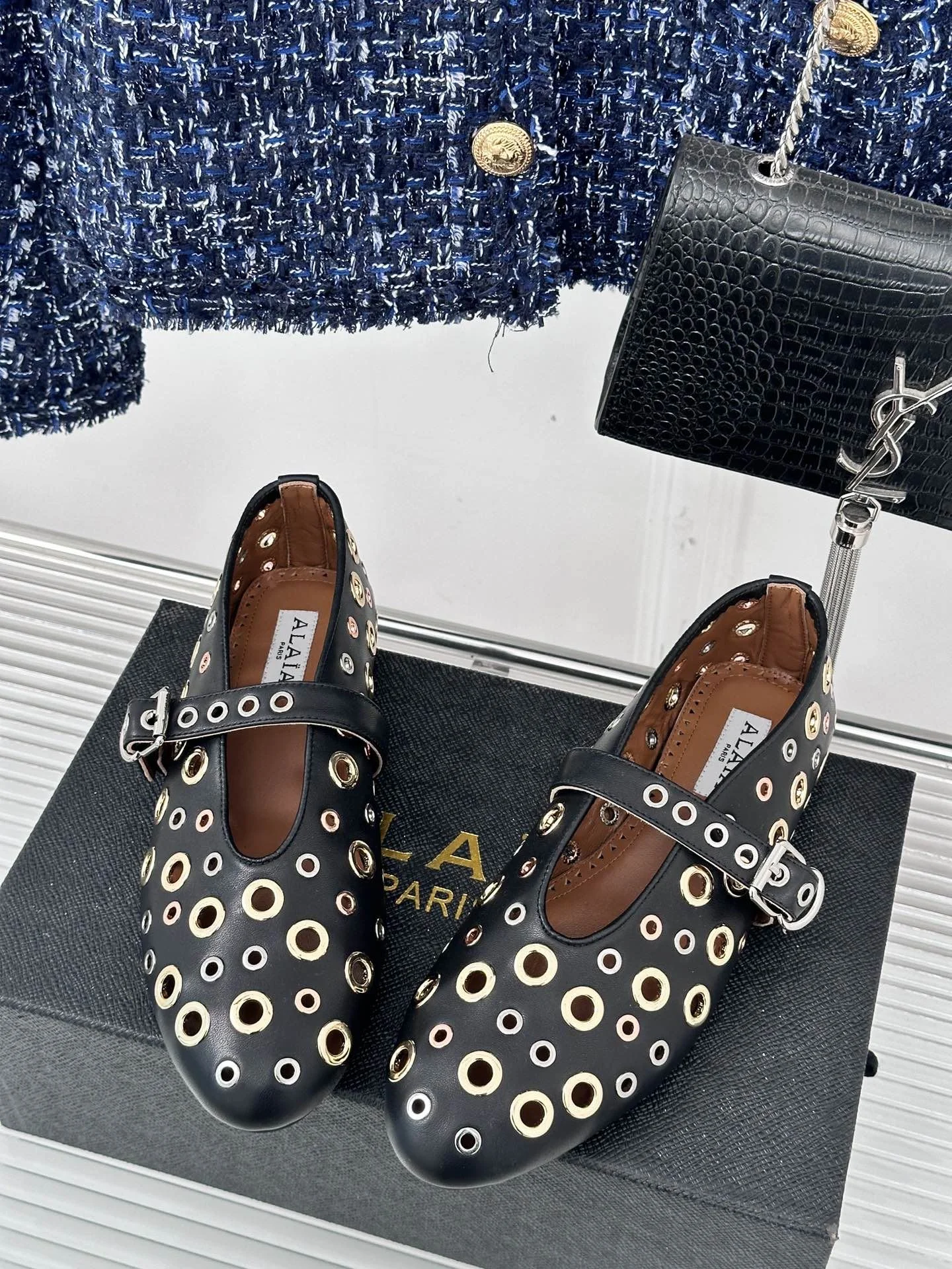 Exact replica Alaia Shoes