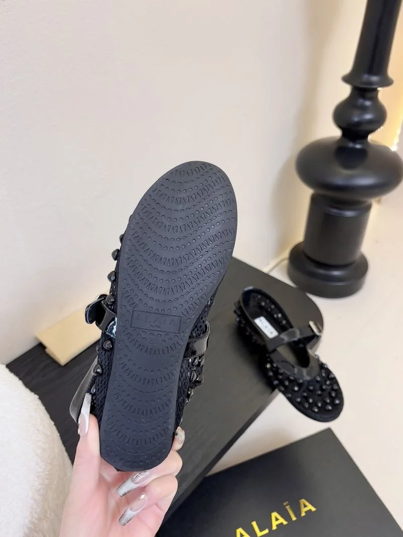 Mirror quality Alaia Shoes