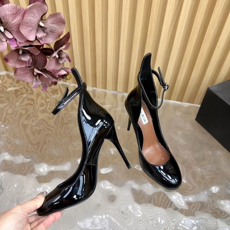 Bargain Alaia Shoes