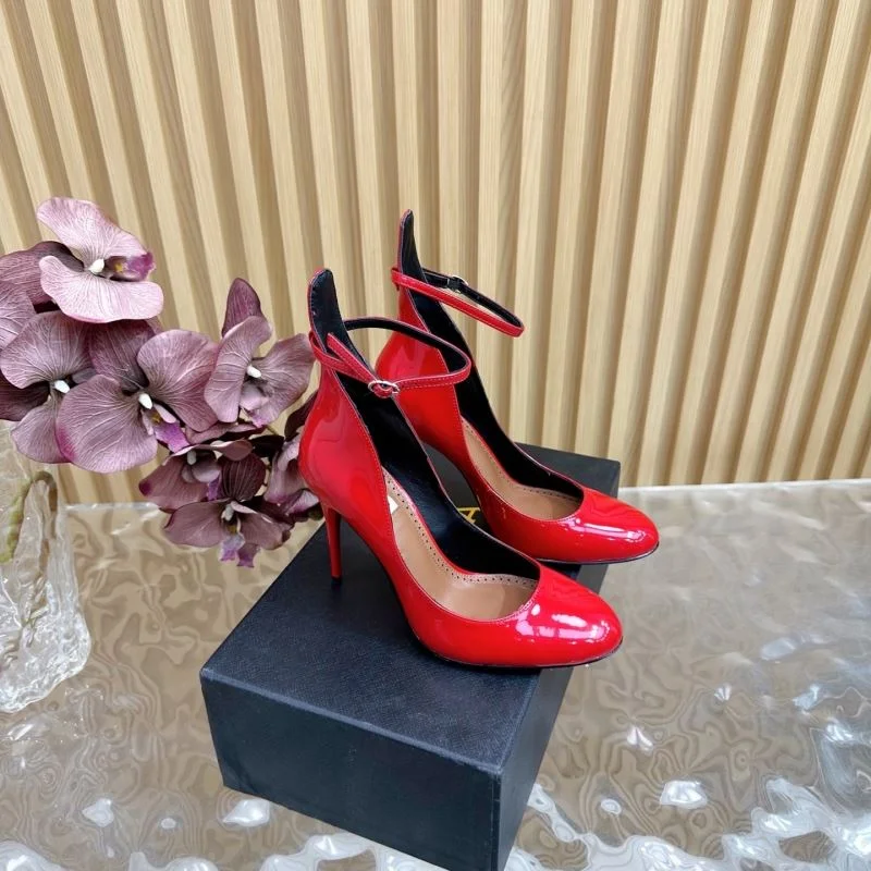 Alaia Shoes