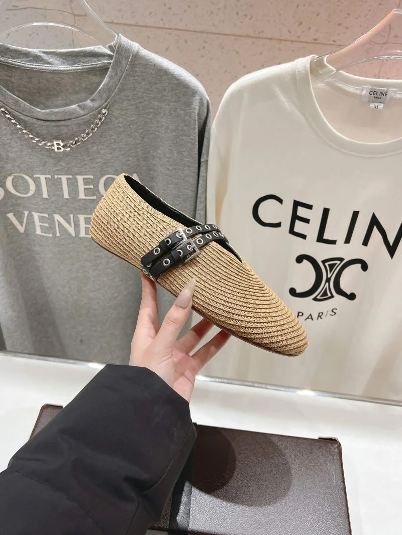 Low-cost Alaia Shoes