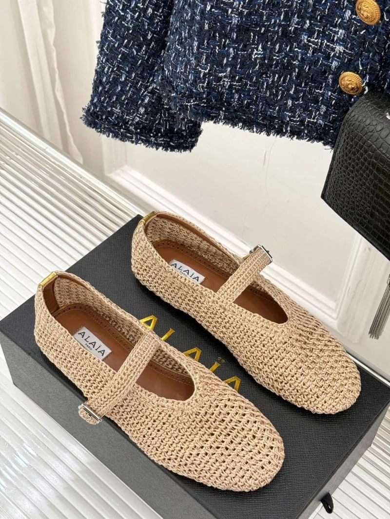 Top match Alaia Shoes