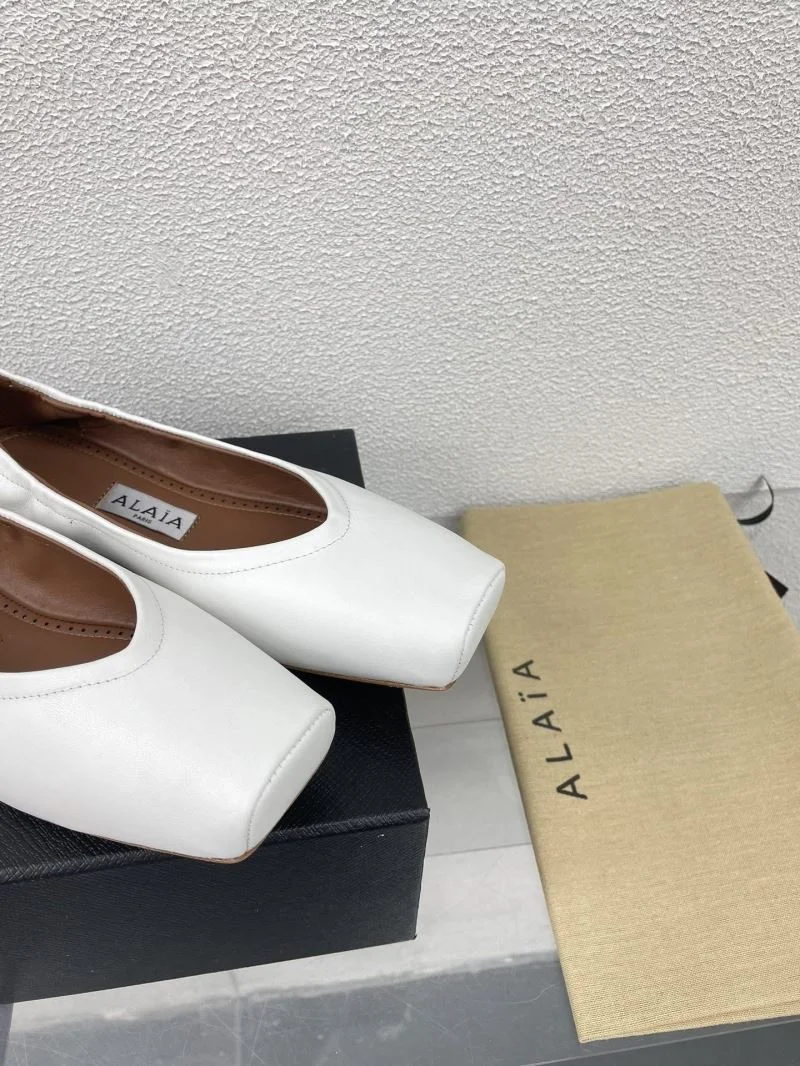 Precise copy Alaia Shoes